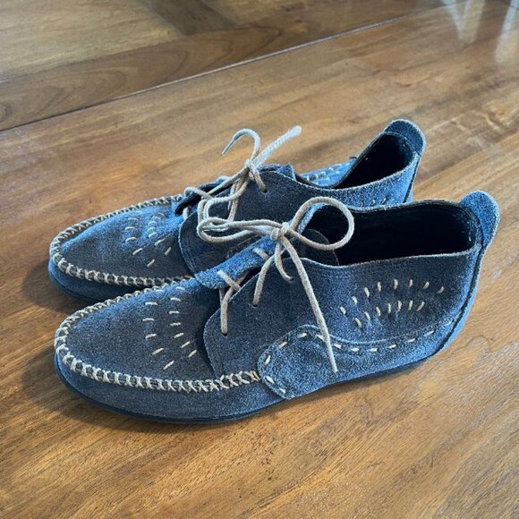 Minnetonka | Shoes | Rare Blue Suede Minnetonka Booties With Tan ...